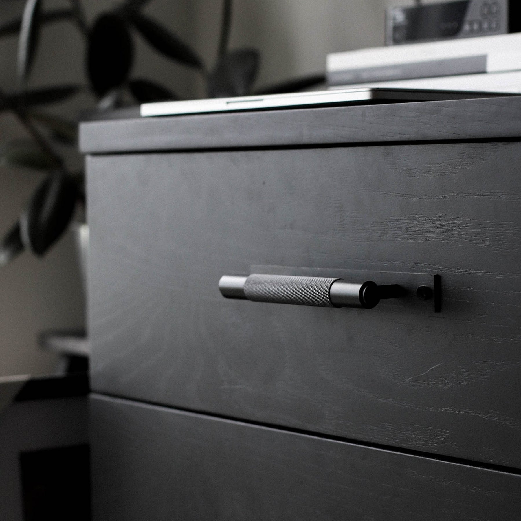 Buster + Punch Pull Bar, Linear Design – Lighting Gallery